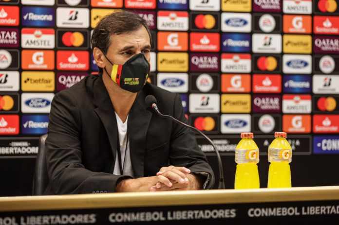 Técnico Do Barcelona Mantém Os Pés No Chão E Mira Classificação No