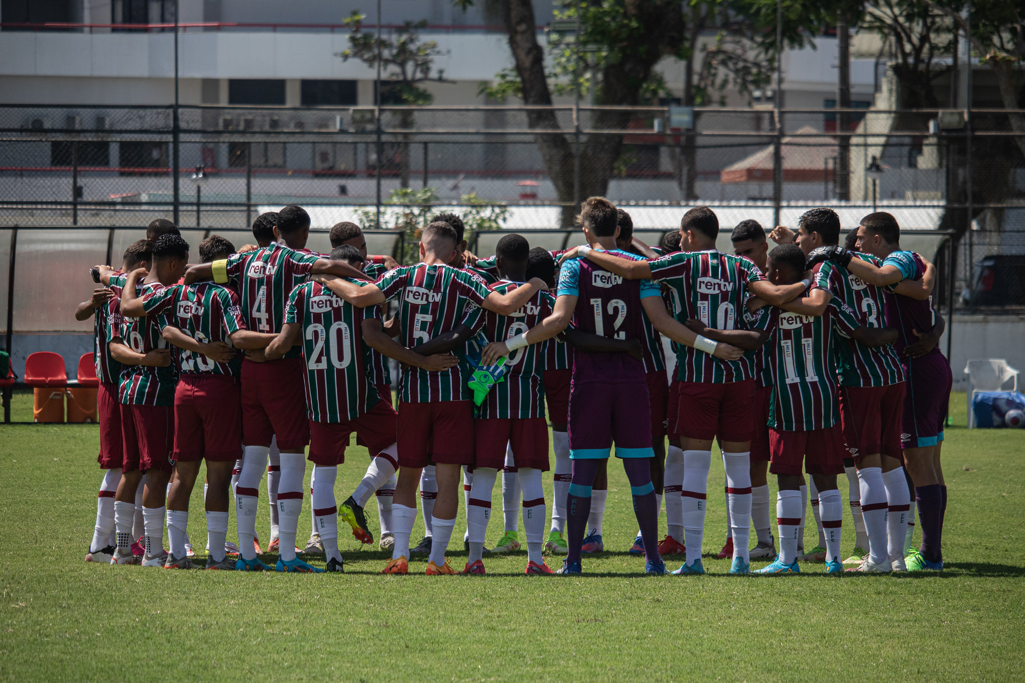Moleques de Xerém encaram o Madureira no sub-15 e 17 neste sábado ... Moleques de Xerém encaram o Madureira no sub-15 e 17 neste sábado ...