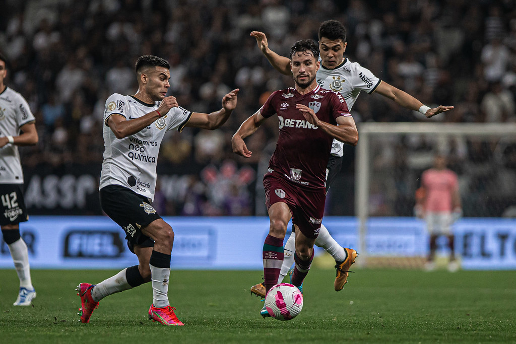 Saiba Onde Assistir Corinthians X Fluminense Neste Domingo Pelo